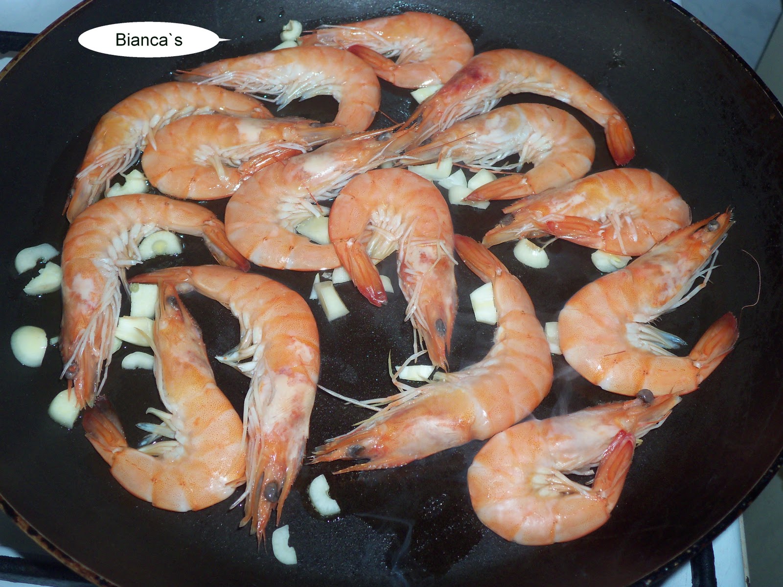 Creveti cu orez si morcovi sote ~ Bucataria din casa mea.