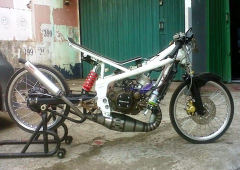 Modifikasi Honda Astrea Grand Ala Drag Style • MyOtomotif