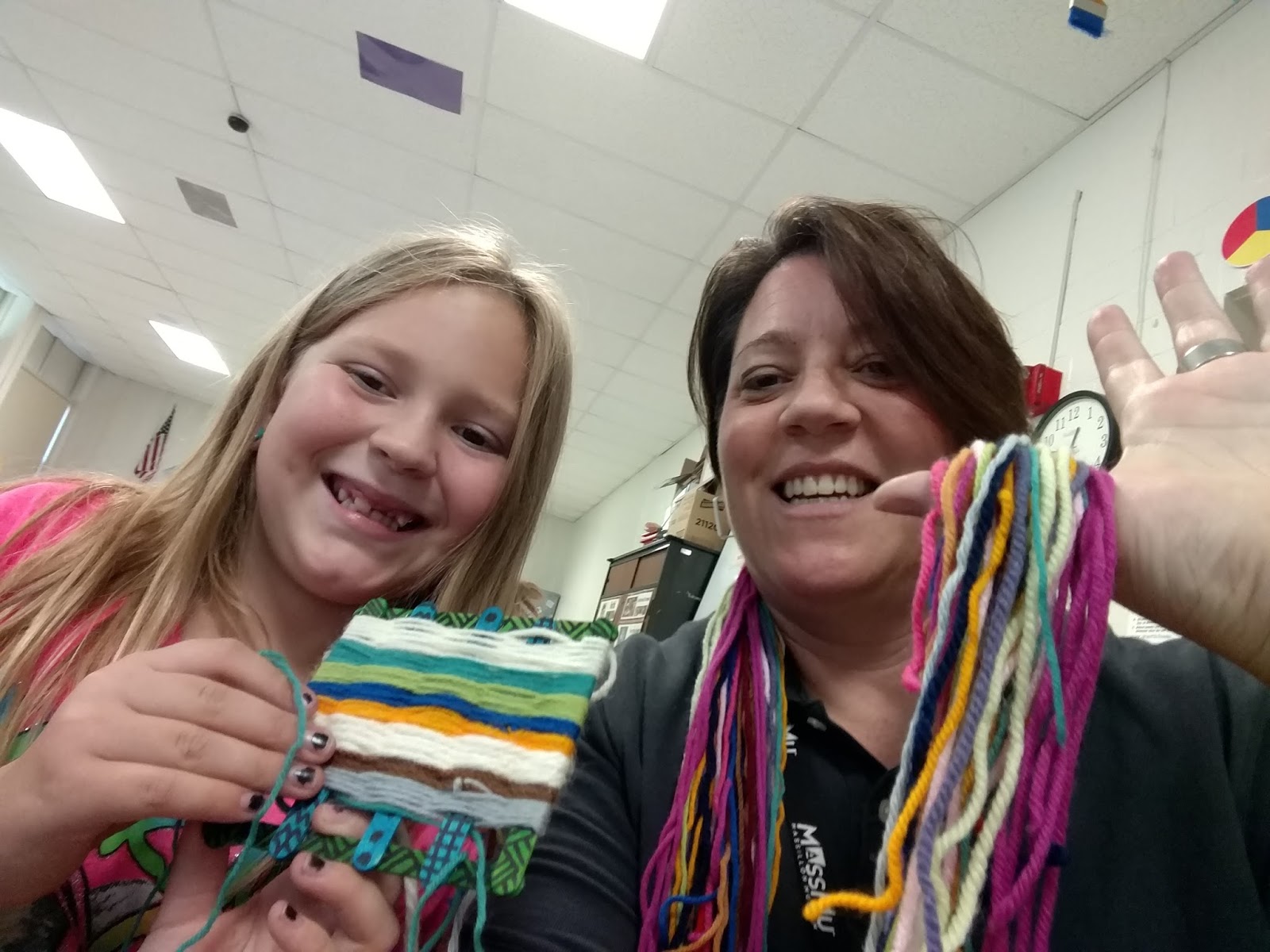 Mrs. Shu's Art Classes: Weaving - Popsicle Stick Looms