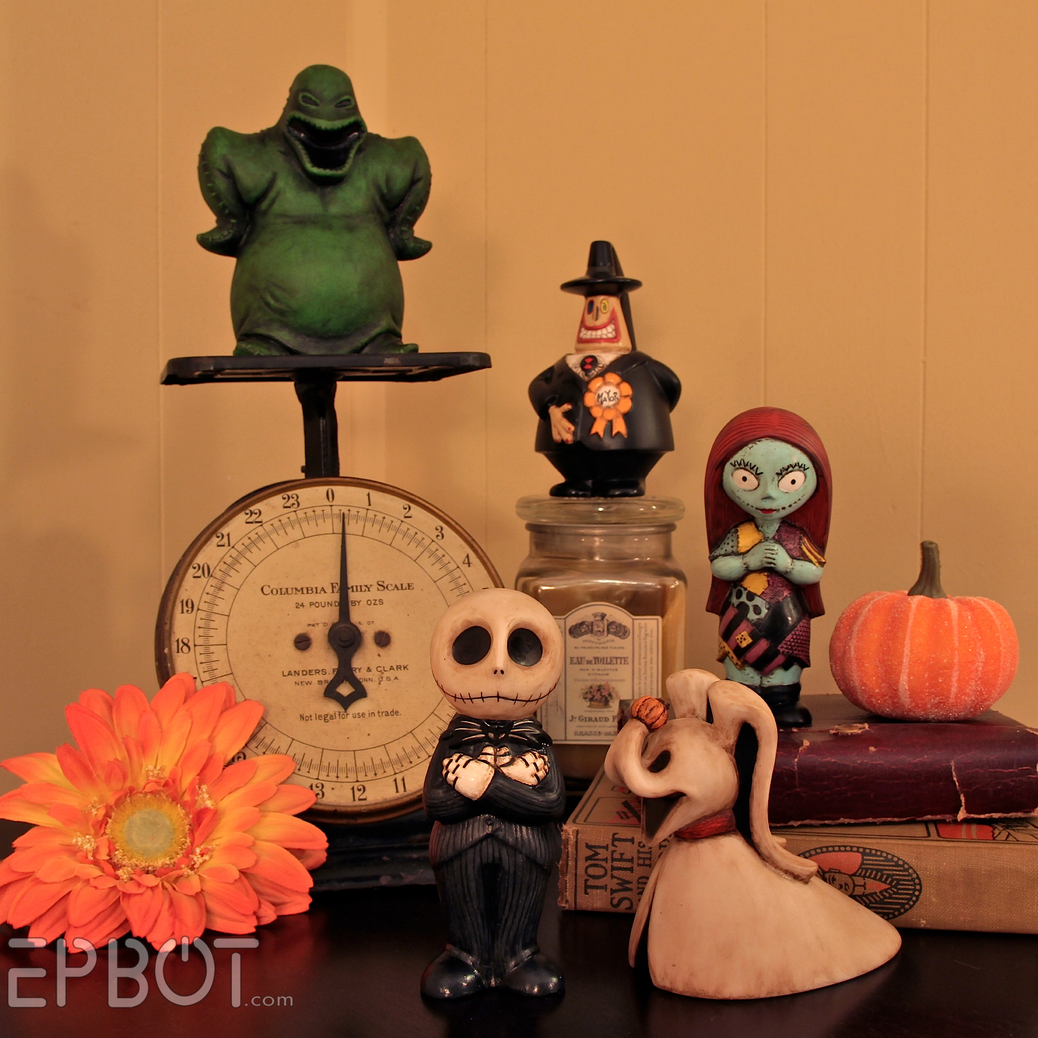 EPBOT: What's This? Nightmare Before Christmas Figurines