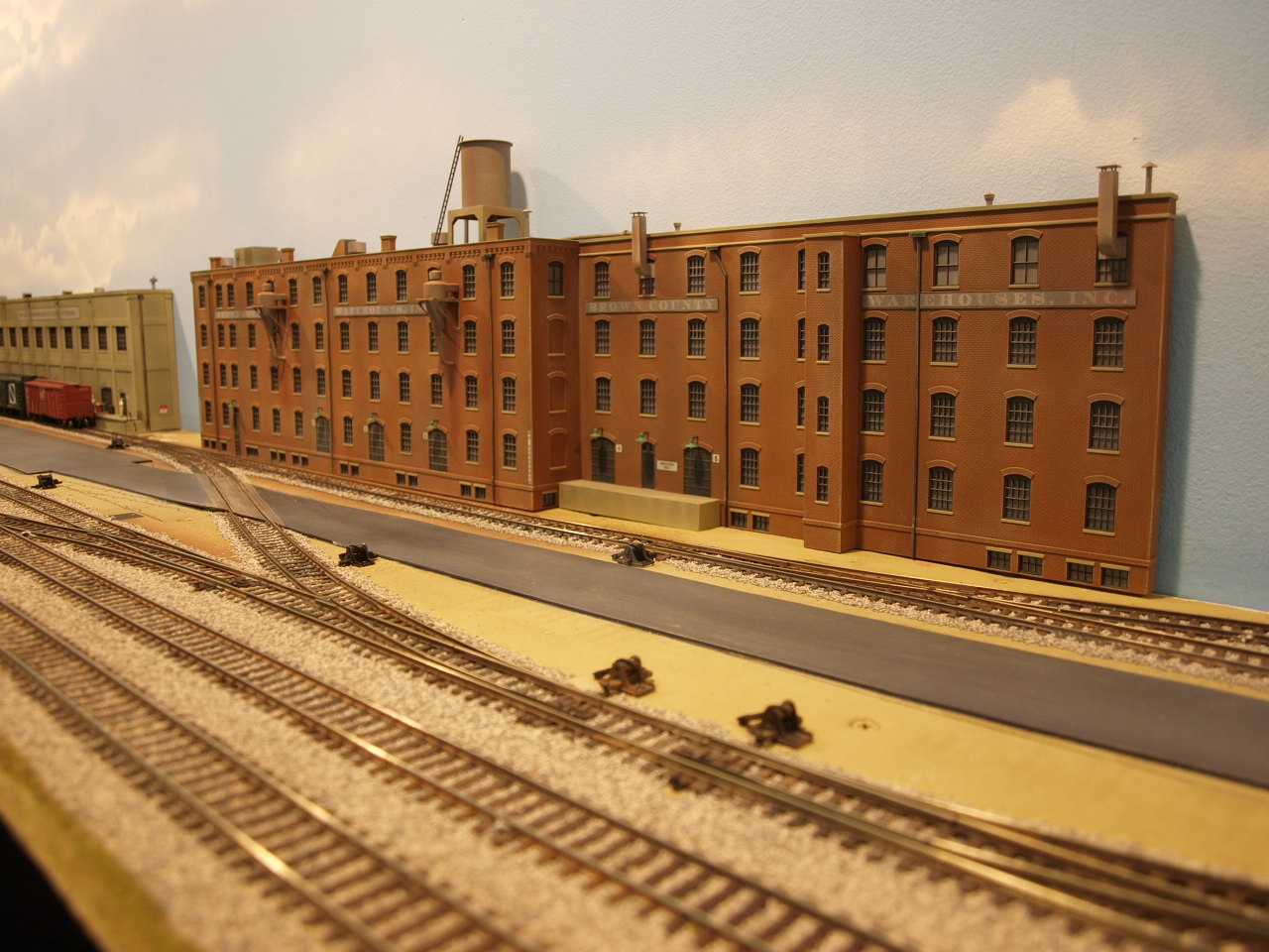Model Railroad Background Buildings: Wild West Models For Your Train Sets