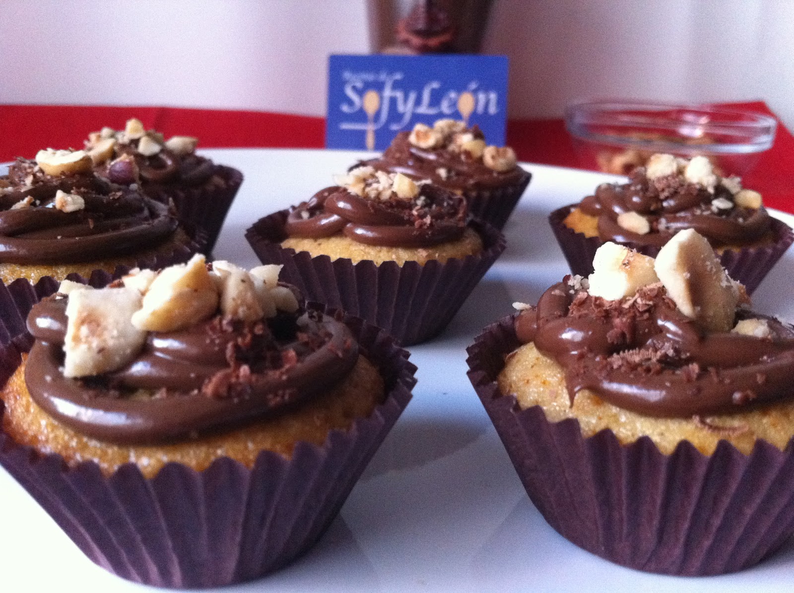Las recetas de cocina de SofyLeon: Mini cupcakes de nocilla y avellanas