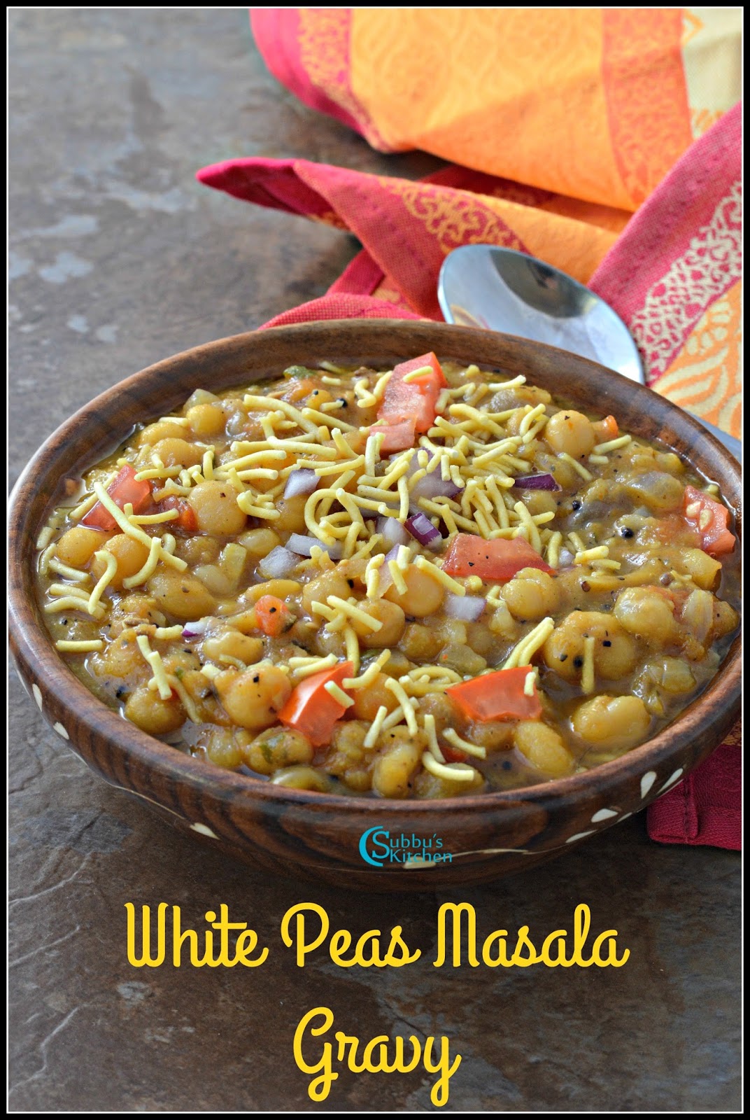 Street Side Style White Peas Masala Gravy | White Peas Masala Gravy ...