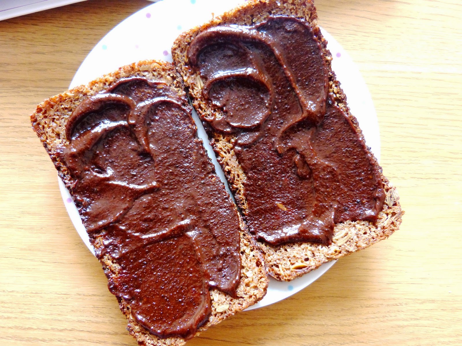 Frankies Weekend Meeting Deliciously Ella And Making Her Nut Ella