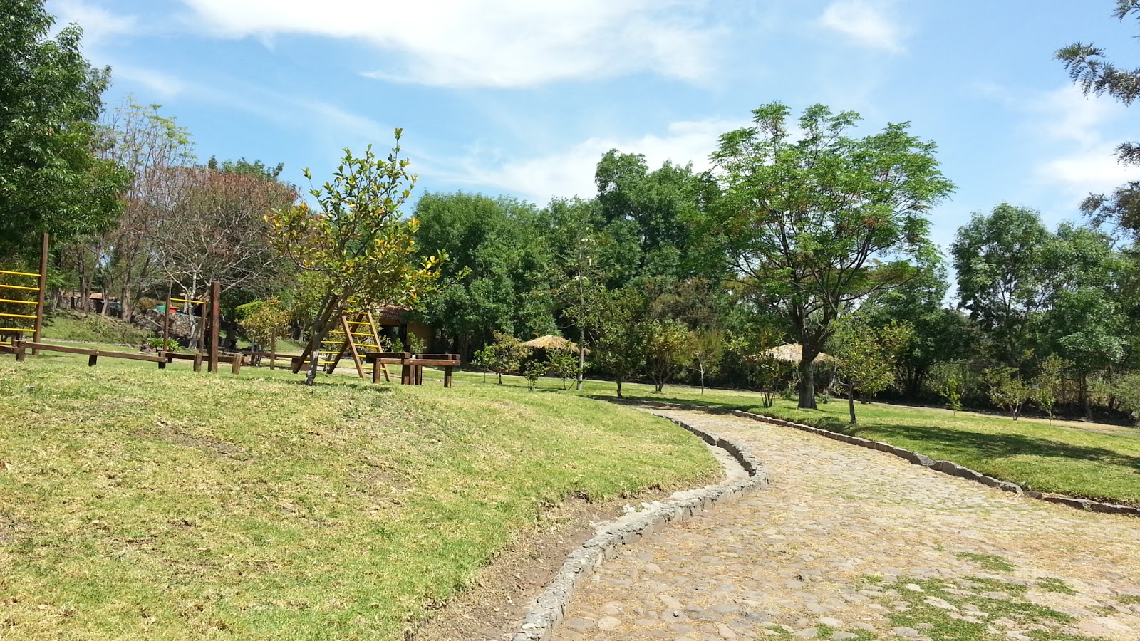 Gervacio Mendoza: EcoParque El Sabinal, Salvatierra Gto, 18 fotos ...