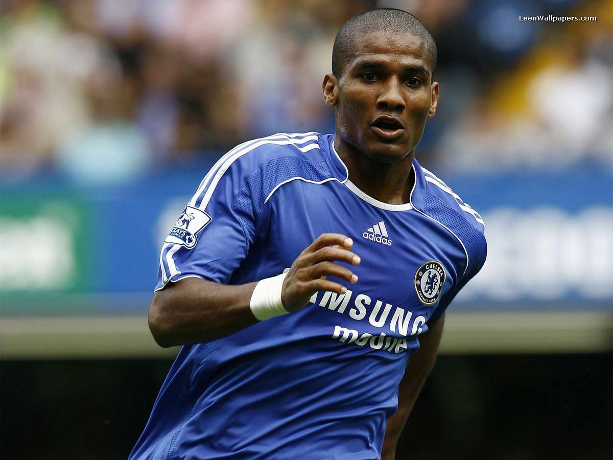 Top Football Players: Florent Malouda Profile and Pictures/Images 2012