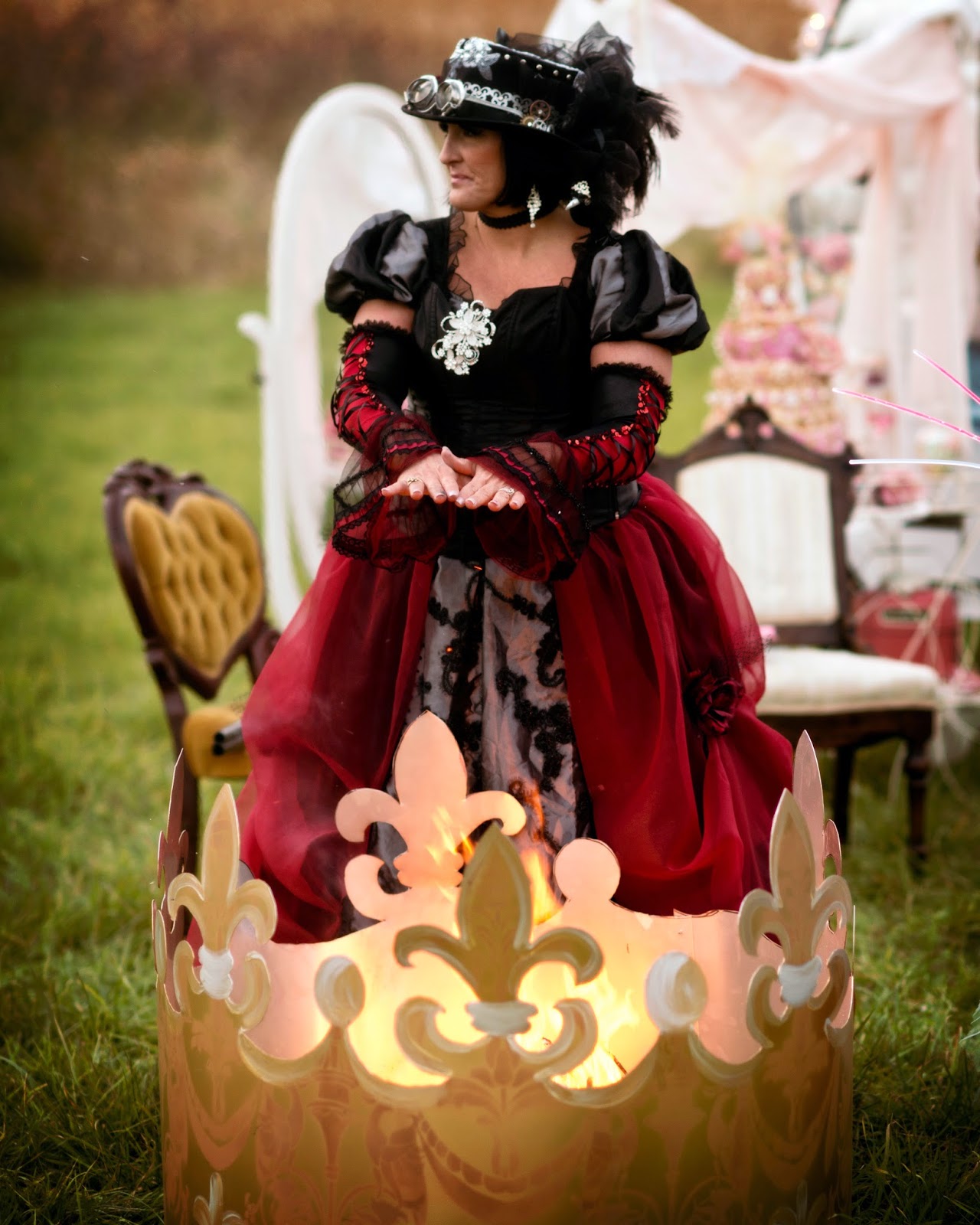 The Tin Tiara: Beautiful Parties for Beautiful People