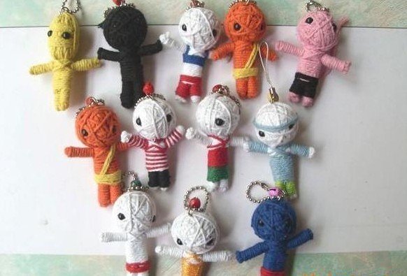 Bambola Bambolina voodoo doll gioco di Magia Ciondolo Accessori ...