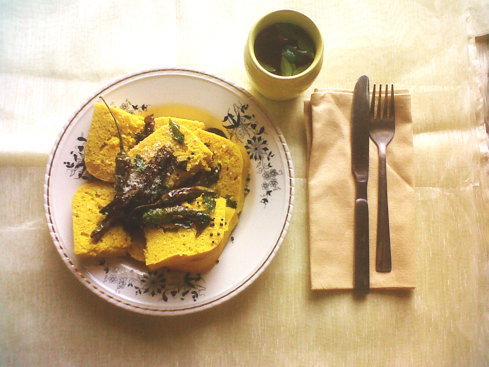 Two Megapixel Food: Sunday Brunch | Dhokla in Five Minutes