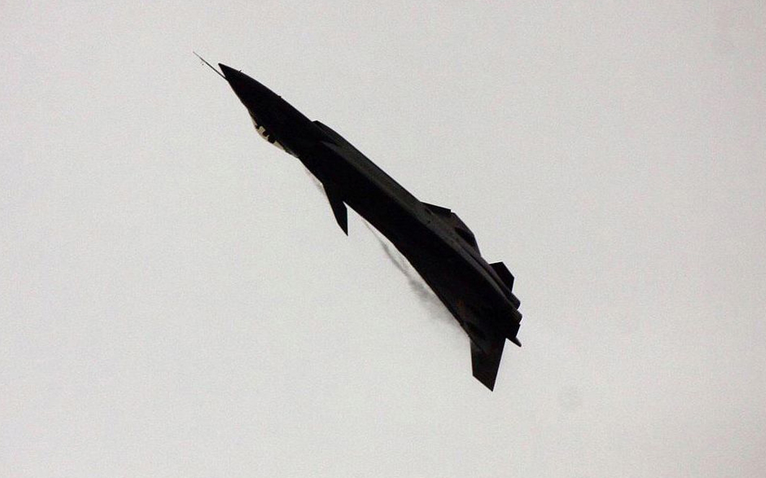 Feb 27: J-20 Mighty Dragon Fighter Jet Demonstrates Its Maneuverability ...