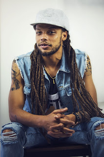 Reggaediscography: ZIGGI RECADO - DISCOGRAPHY: (Reggae Singer)