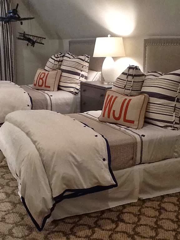 Metropolitan Musings: Monogrammed Bedding