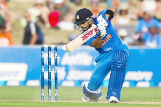 Virat Kohli Batting Style Images | Cricketer Pics