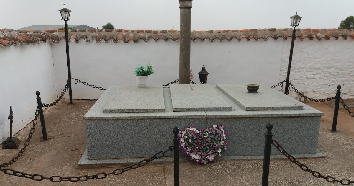 EMILIO MANRIQUE RUIZ: NOVIEMBRE