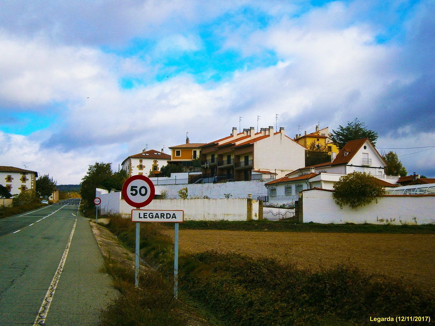Navarra de la A a la Z ... (en moto): Legarda - Legaria