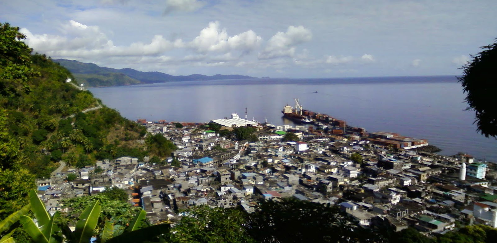 Chez OimDu: Quelques images d'Anjouan (ouest): Bimbini, Sima, Mutsamudu