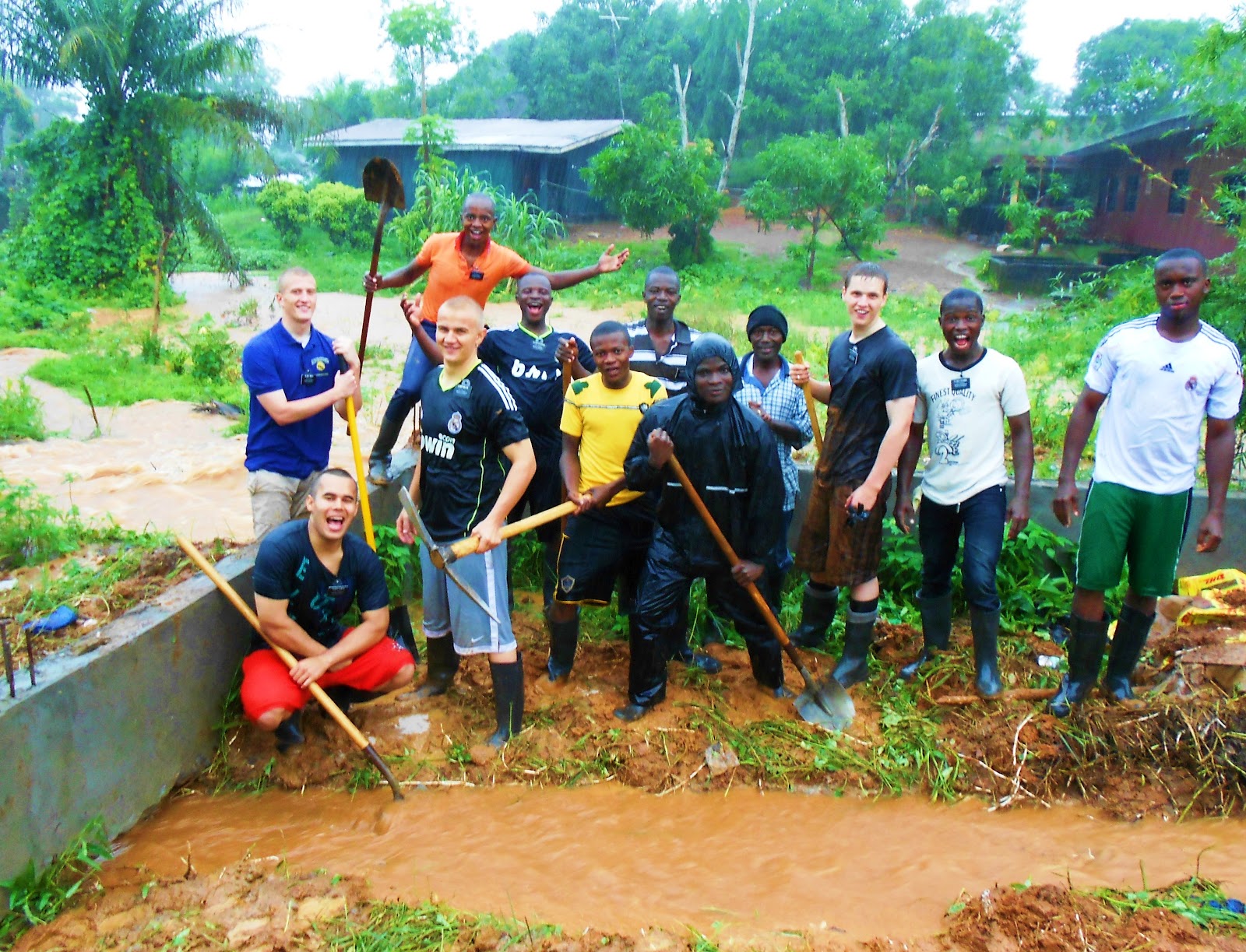 Sierra Leone Freetown Mission Blog: Liberia Views!