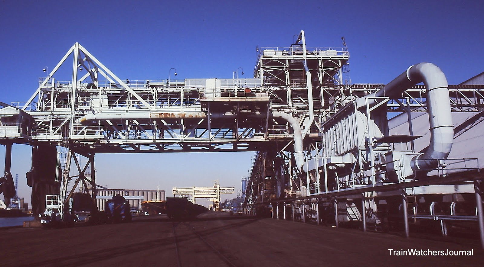 TrainWatchersJournal: Metropolitan Stevedore - Long Beach, California