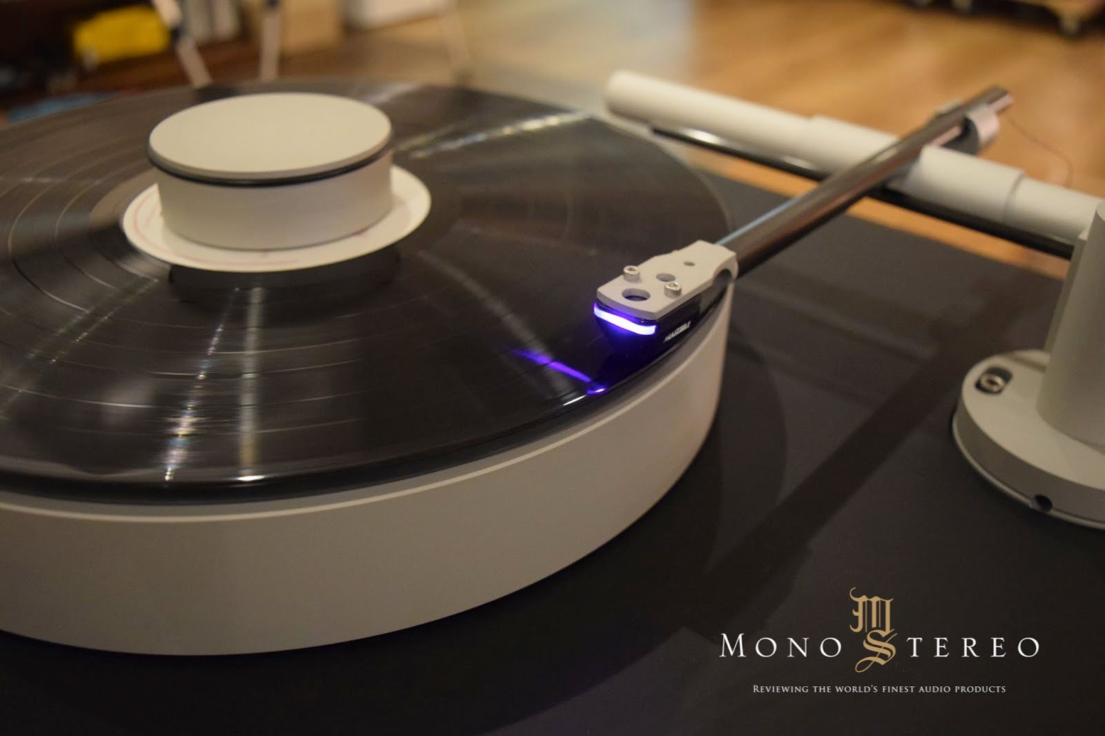 Japanese high end audio shop gear galore – M & S | Ultimate High-Fidelity