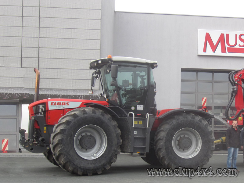 Tractors - Farm Machinery: Claas Xerion 3800