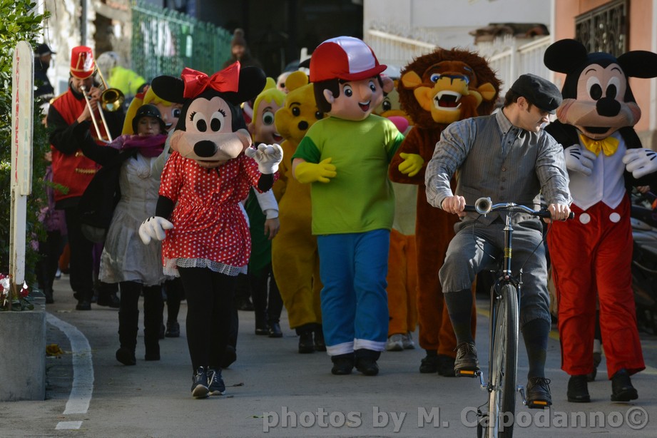 Positano MY LIFE: per le strade di Positano la Disney Parade ...