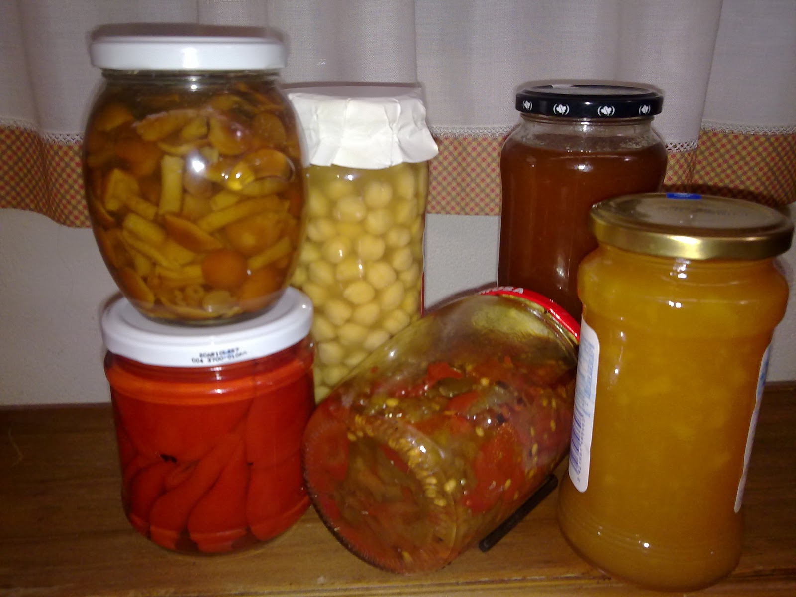 Diana Papa Constantino. Hablemos de comida. Nutrición: Conservas caseras