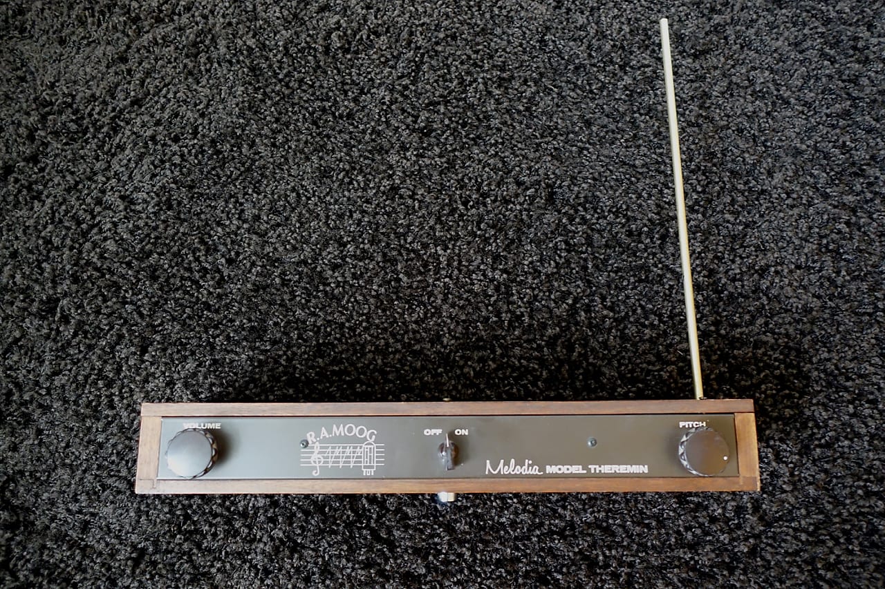 MATRIXSYNTH: Moog Melodia Theremin 1960 very rare and original RA Moog ...