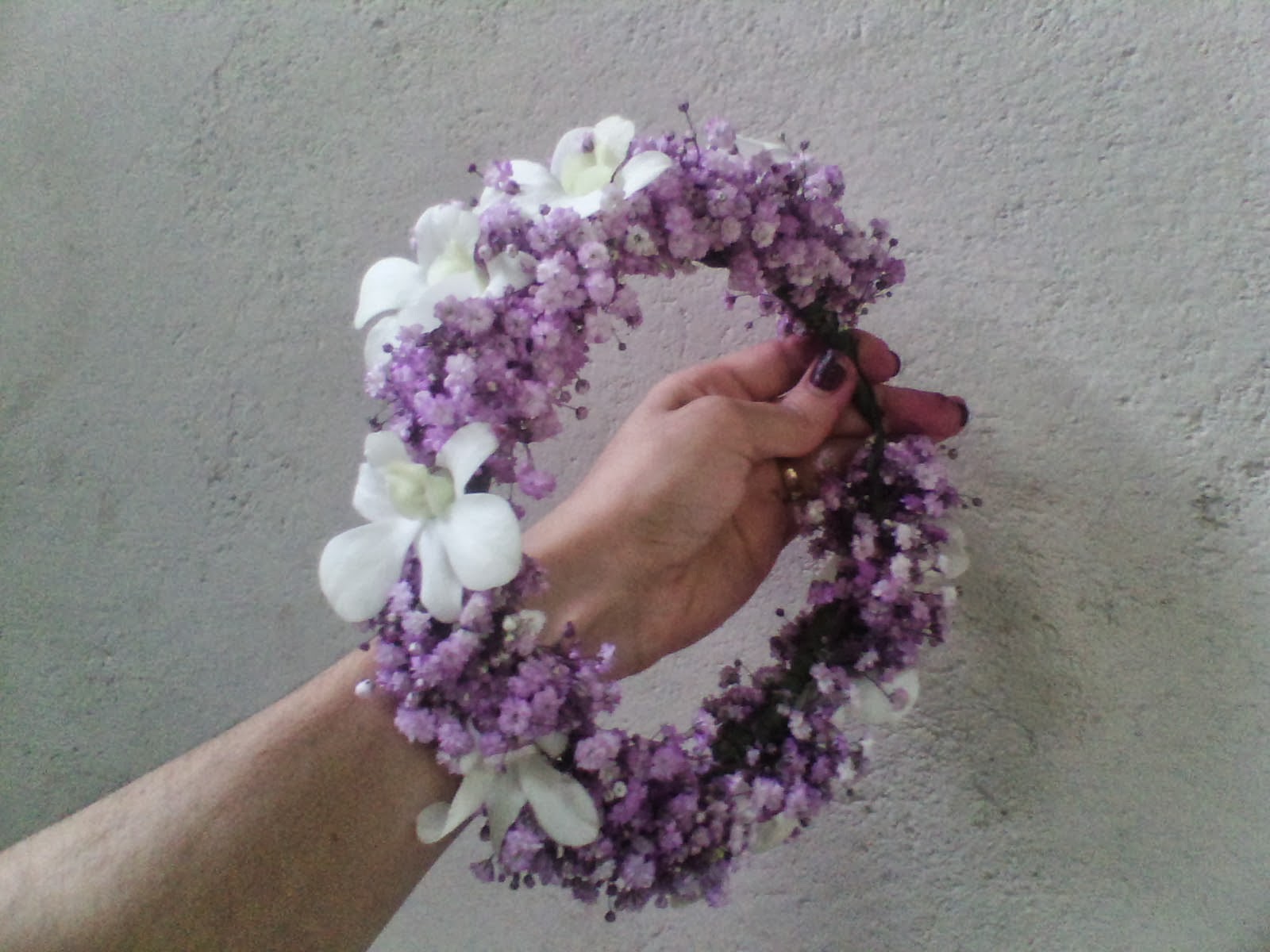 Noivas e Casamentos Modernos: Grinalda de Flores Naturais