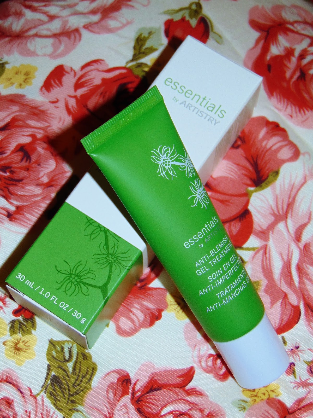 Recenzja: Żel przeciwtrądzikowy essentials by ARTISTRY™- Amway