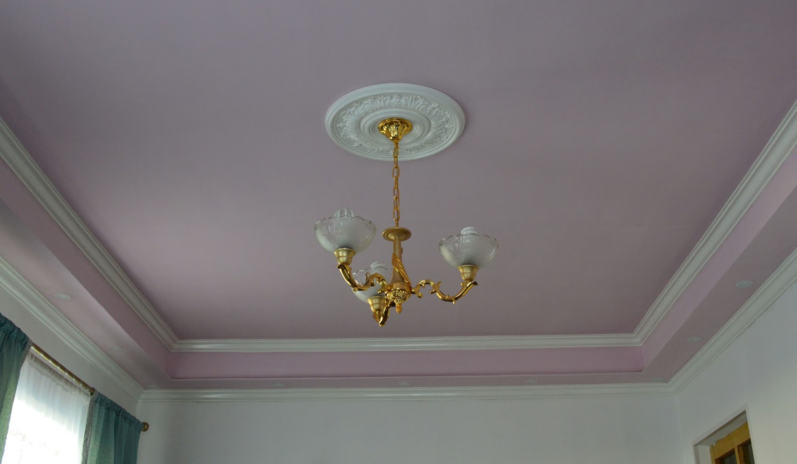 Central Asian Living: Pink Ceiling for Master Bedroom