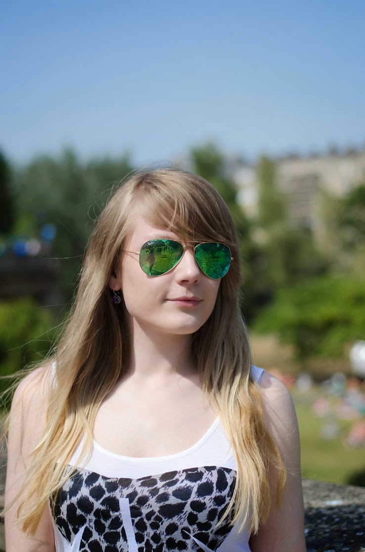 New Fashion Arrivals: Ray Ban Girls Best Sun Glasses 2014-15