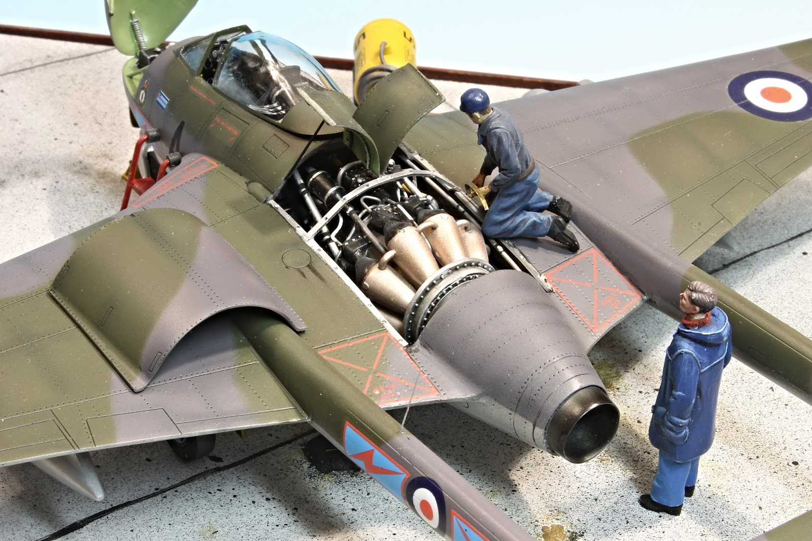 Istvan Michalko's scale models: De Havilland Vampire FB. MK9 ...