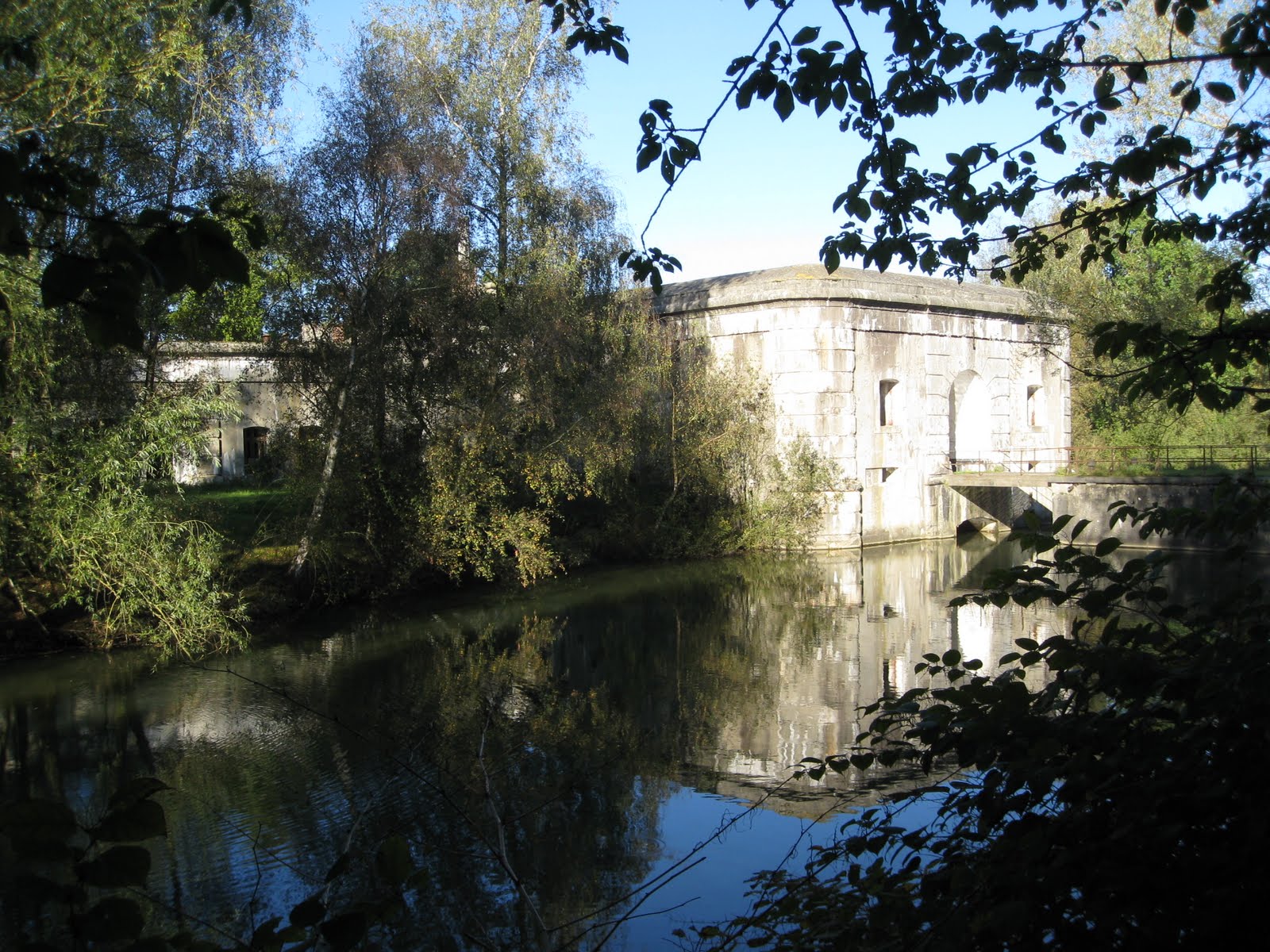 TOUR DE FRANS: October 2011