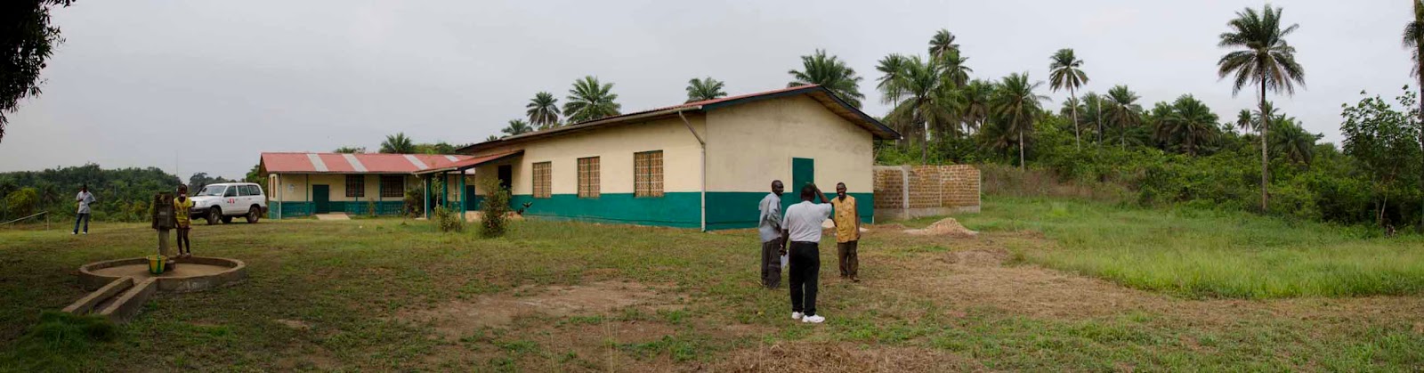 A Yam Between Two Boulders