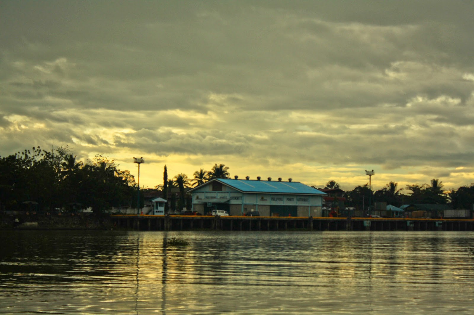 The Geek Travels: CARAGA Series: Cruisin' at Agusan River