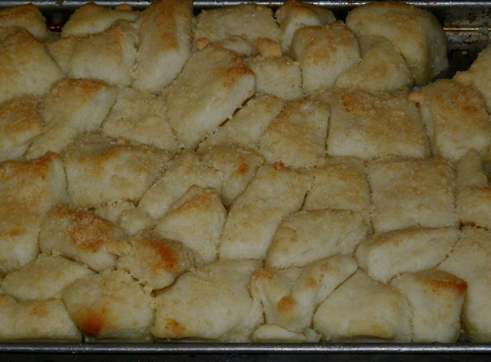 Our Recipe Blog: Garlic Pull-A-Part Rolls