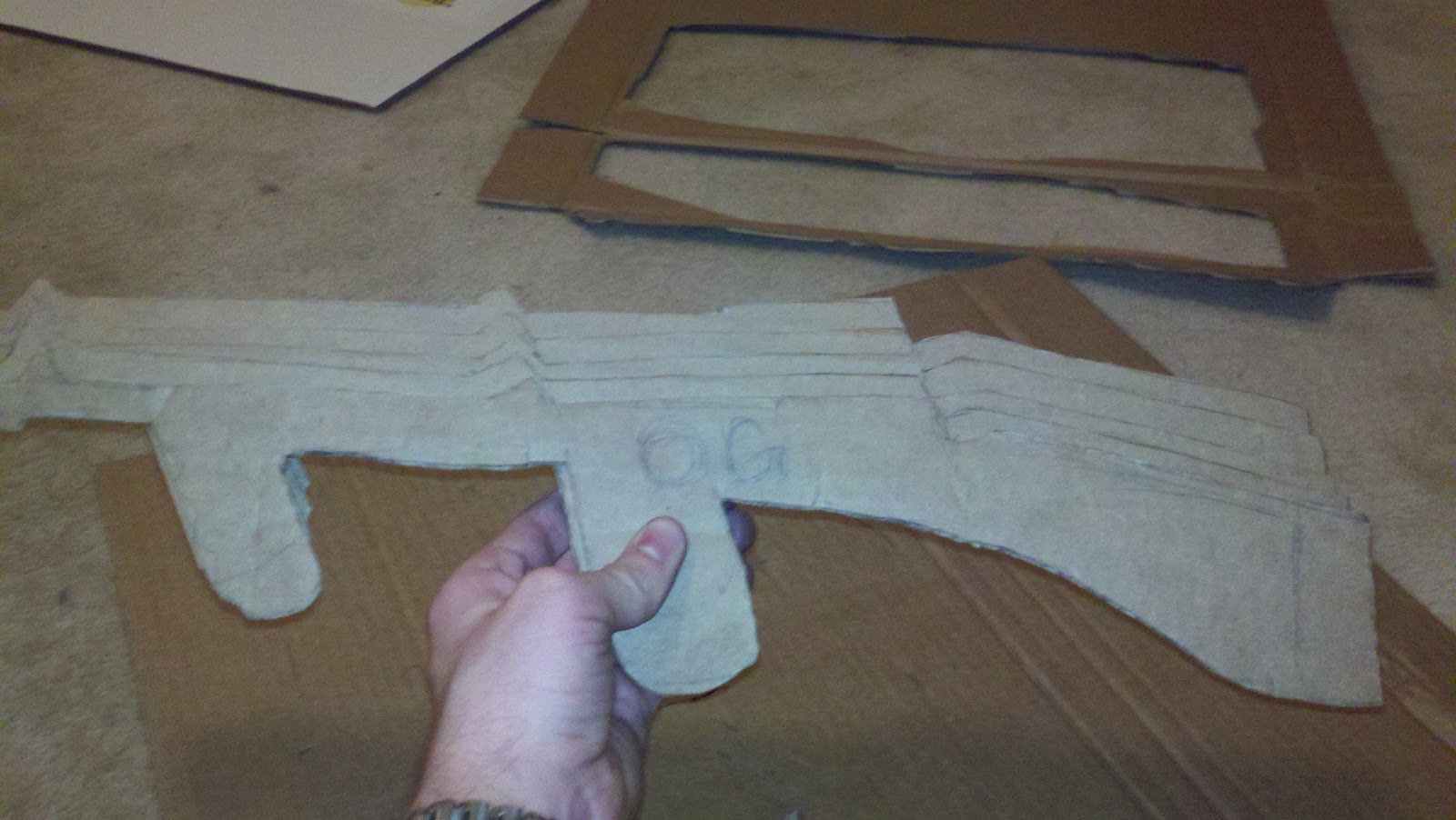 Guy Smiley's Guts: How to Hand-make Cardboard Tommy Guns