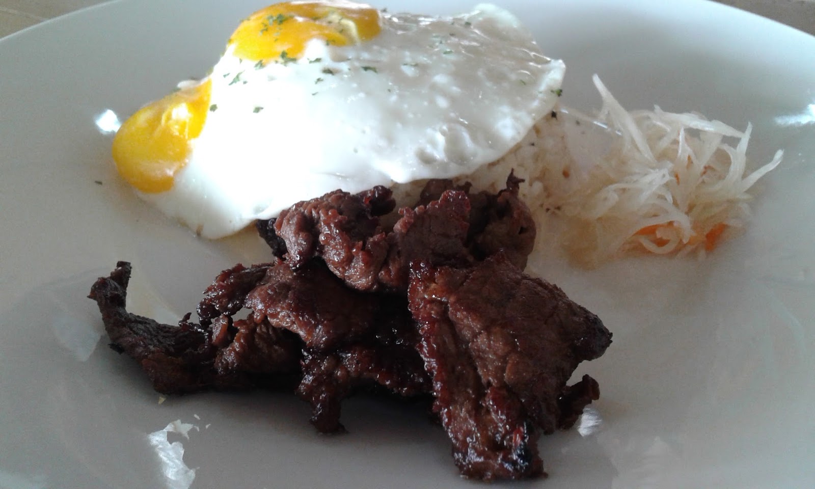 Fried Chicken for the Soul.: FIKA's How-To: Beef Tapa and Garlic Rice!