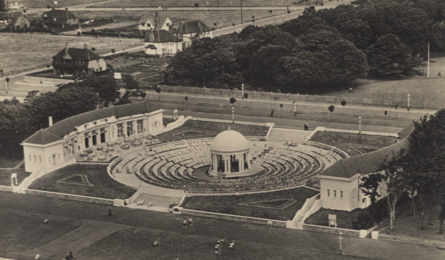 thanetonline: Old Ramsgate and Margate photos including some Pleasurama ...