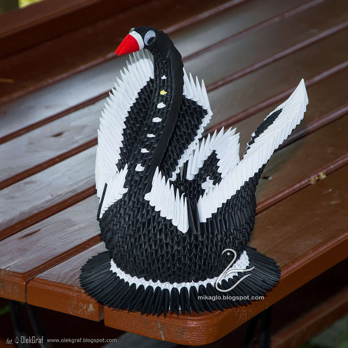 Origami 3d - mikaglo: 289. Czarny łabędź z origami / 3d origami black swan