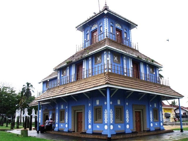 Images of Sri Lanka on blogspot.com: Temple at Devinuwara - Dondra ...