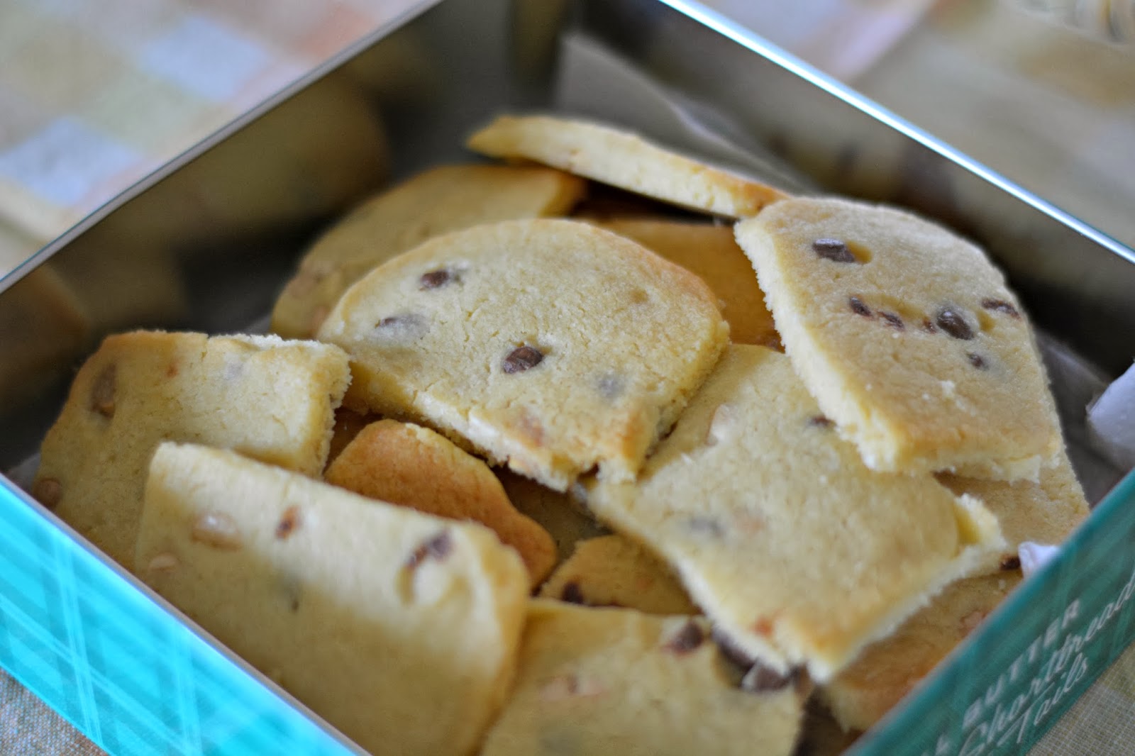 Chocolate Chip Shortbread Recipe. - Lux Life London
