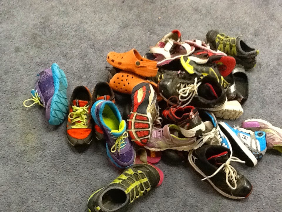 Art with Mrs. Elliott : The Shoe Game- RES