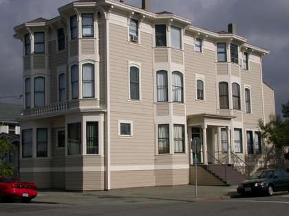 Color Marie: Beige Buildings Make Me Cry