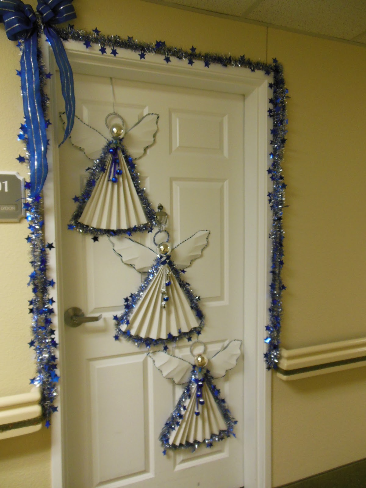 Deer Park Retirement Community: Best Decorated Door