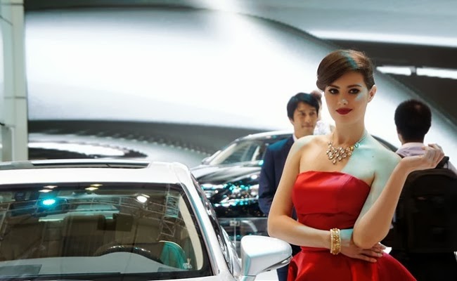 2013 Vietnam Motor Show Girls | Carsfresh