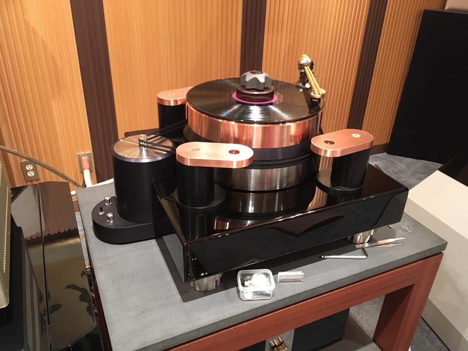 The Hartvig Statement turntable – M & S | Ultimate High-Fidelity