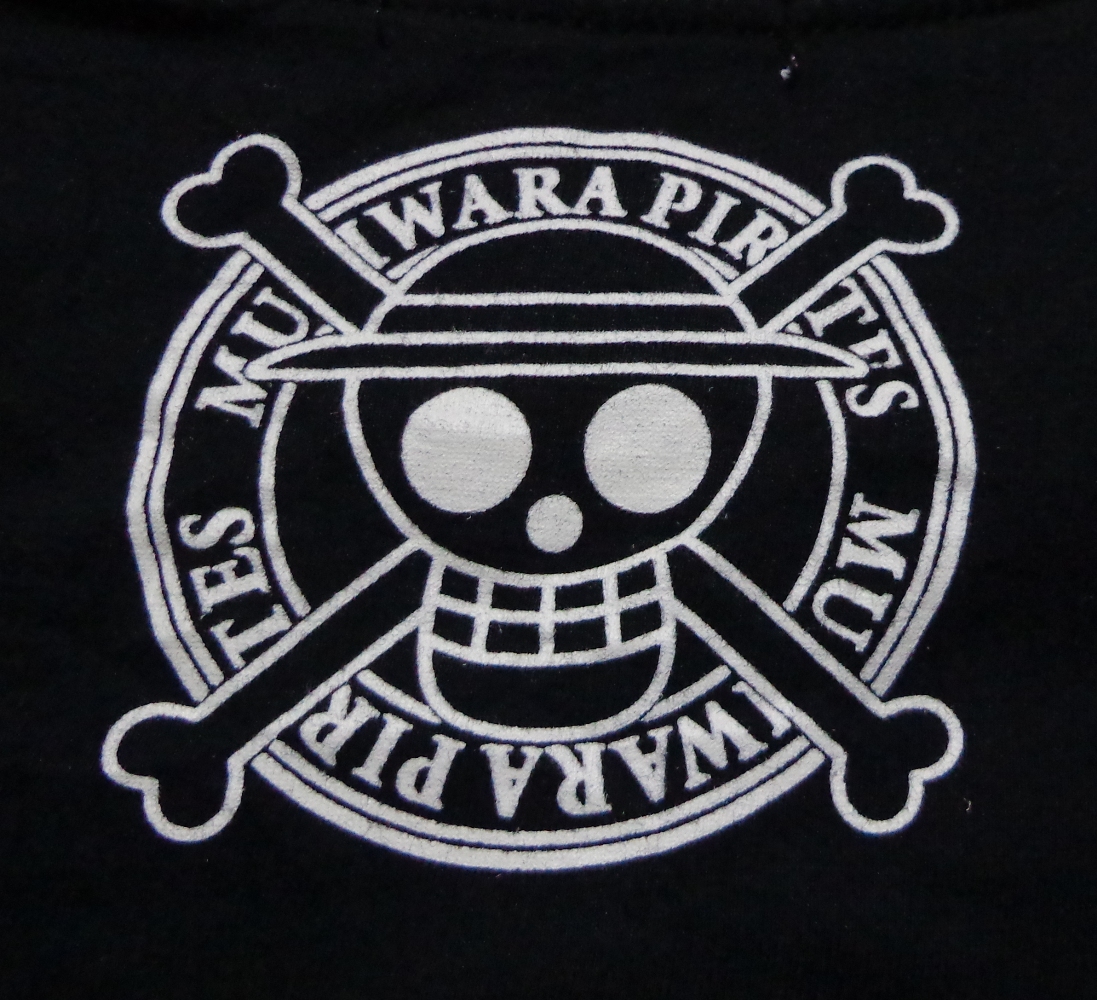 suedeheadbundles: One Piece : Mugiwara Pirates Logo Sleeveless (SOLD)