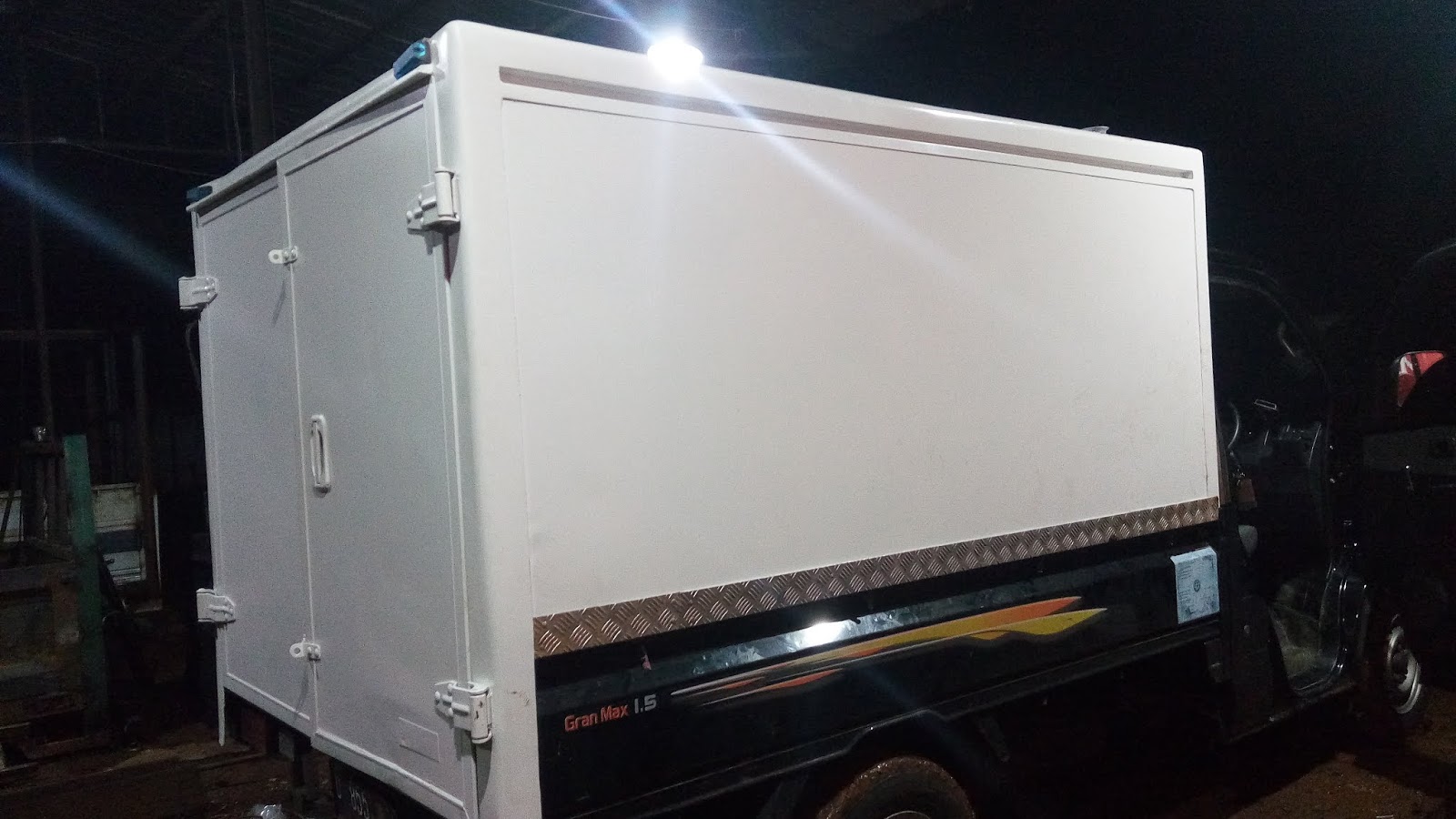 JUAL BELI BAK DAN BOK MOBIL: BOX BOX KENDARAAN KECIL