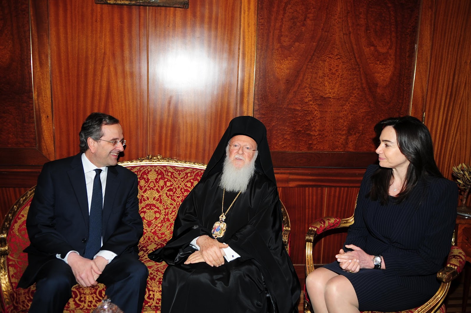 ΦΩΣ ΦΑΝΑΡΙΟΥ: Ο ΠΡΟΕΔΡΟΣ ΤΗ Ν.Δ. ΑΝΤΩΝΗΣ ΣΑΜΑΡΑΣ ΣΤΟ ΟΙΚΟΥΜΕΝΙΚΟ ...